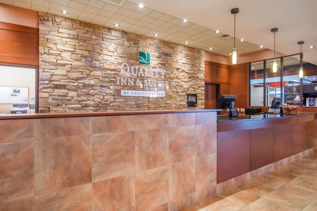 À propos | Hôtel Quality Inn & Suites Lévis